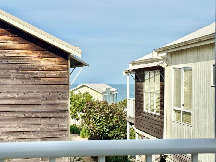 Beach Daze At Caves Beach Villas - Newcastle