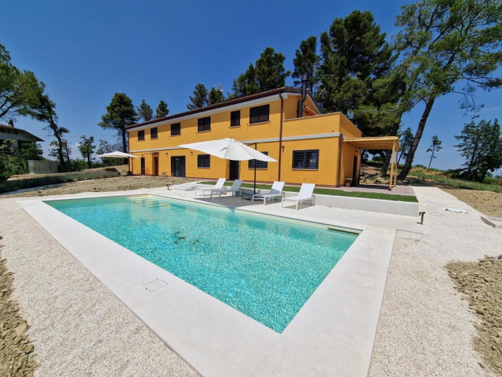 Casale Medi - Nuove Ed Eleganti Case Con Giardino, Vista E Piscina Condivisa - Jesi