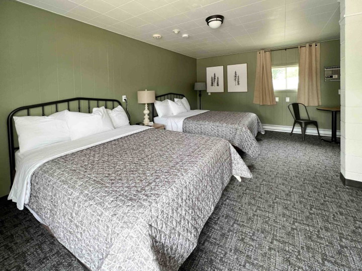 The Trail Inn - Melita, Manitoba - Hwy 83, Hwy 3 - Manitoba