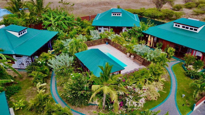 Titalee Lodge 3 Villas Autour D'une Piscine - Guadeloupe