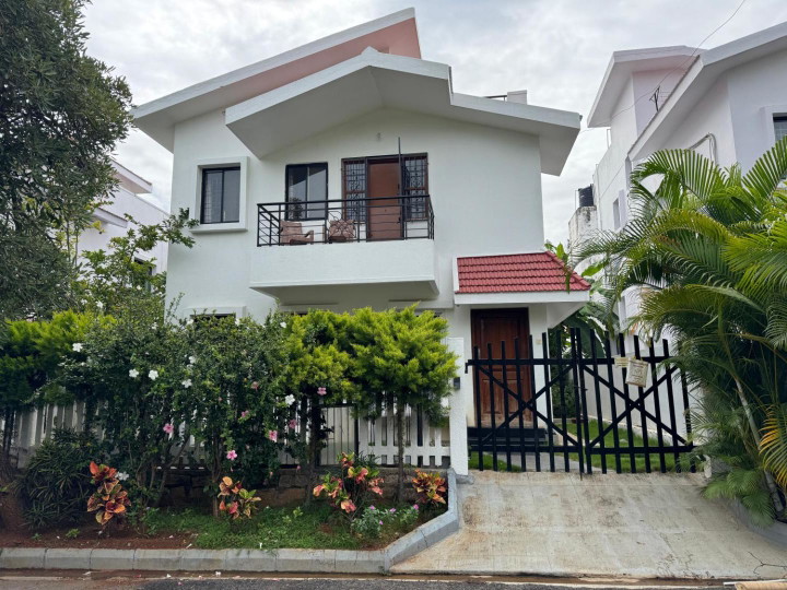 White House - Hosur