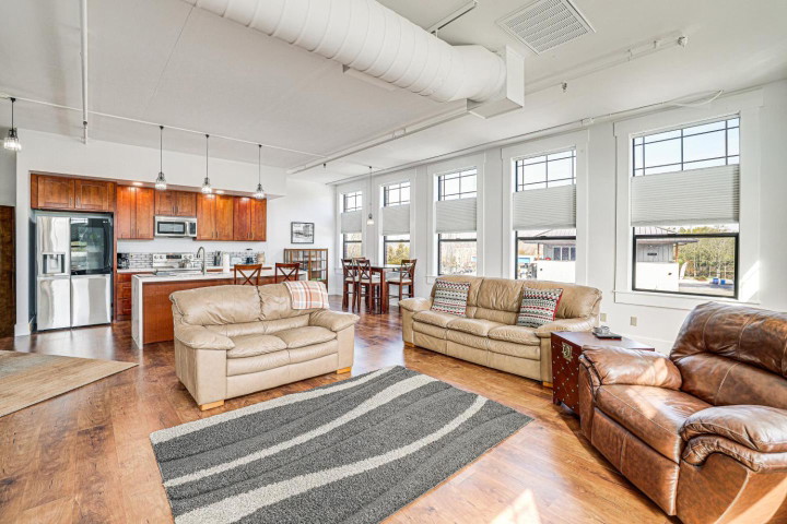Modern Blaine Condo Rental < 1 Mi To Boat Harbor! - Surrey