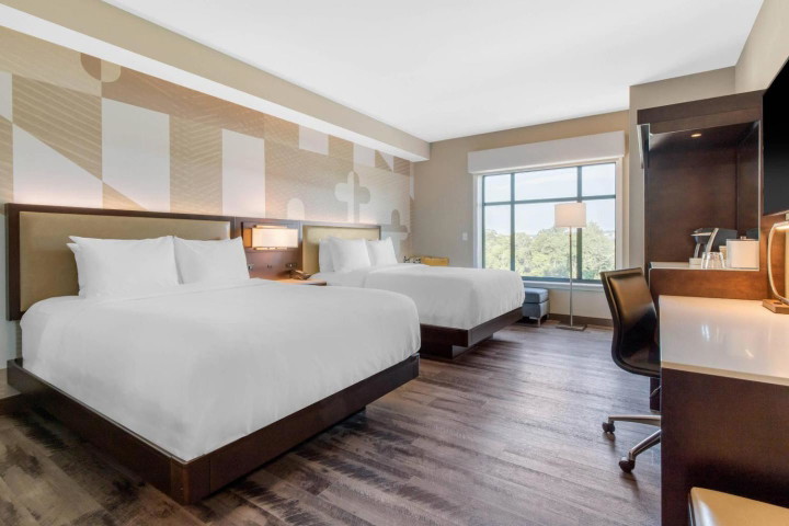 Cambria Hotel College Park - Hyattsville, MD