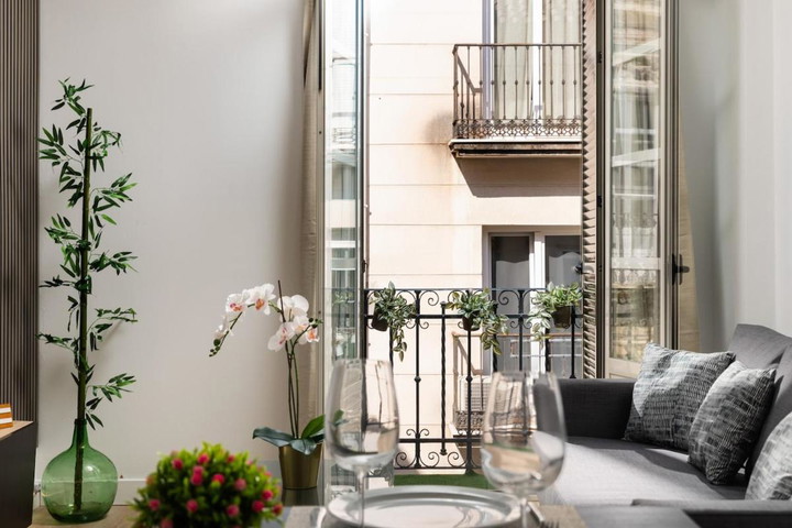 Stylish & Newly Renovated Retreat In Málaga Centre - Málaga