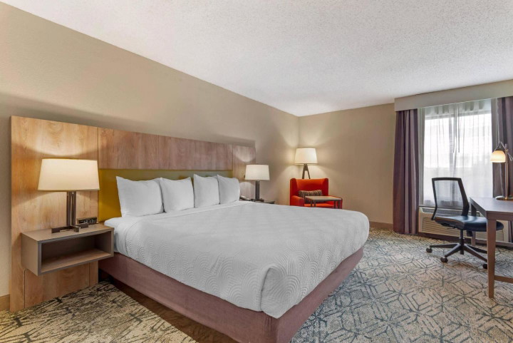 Country Inn & Suites By Radisson, Atlanta Galleria-ballpark, Ga - Buckhead, GA