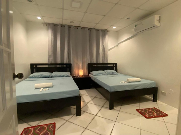 Romy's Place - Entire 2nd Floor Apartment - Vigan