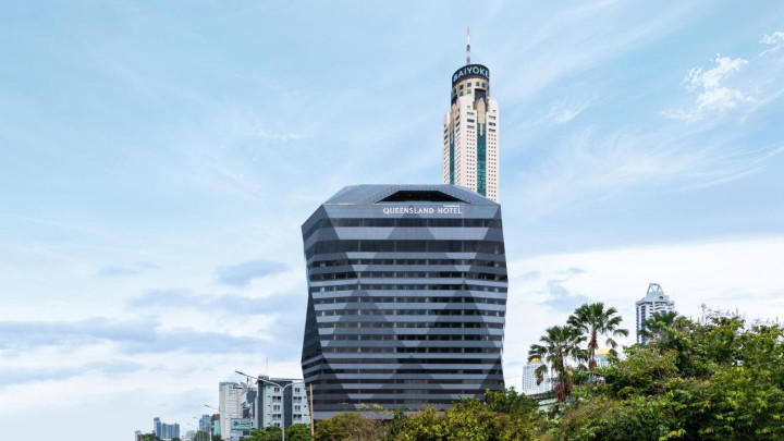 Queensland Hotel Bangkok - Bangkok
