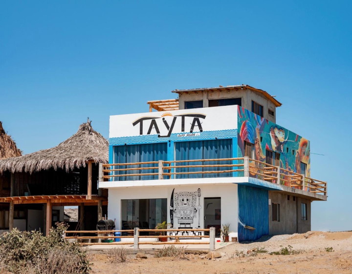 Tayta Surf House -