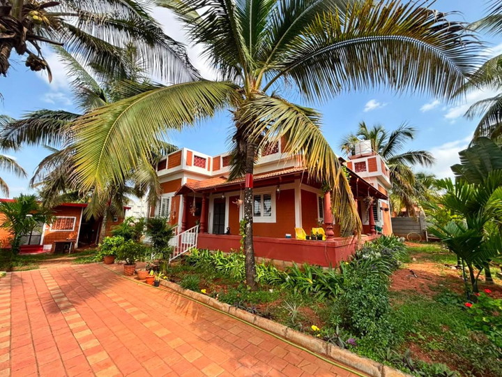 Mannina Mane Vasa - Bengaluru
