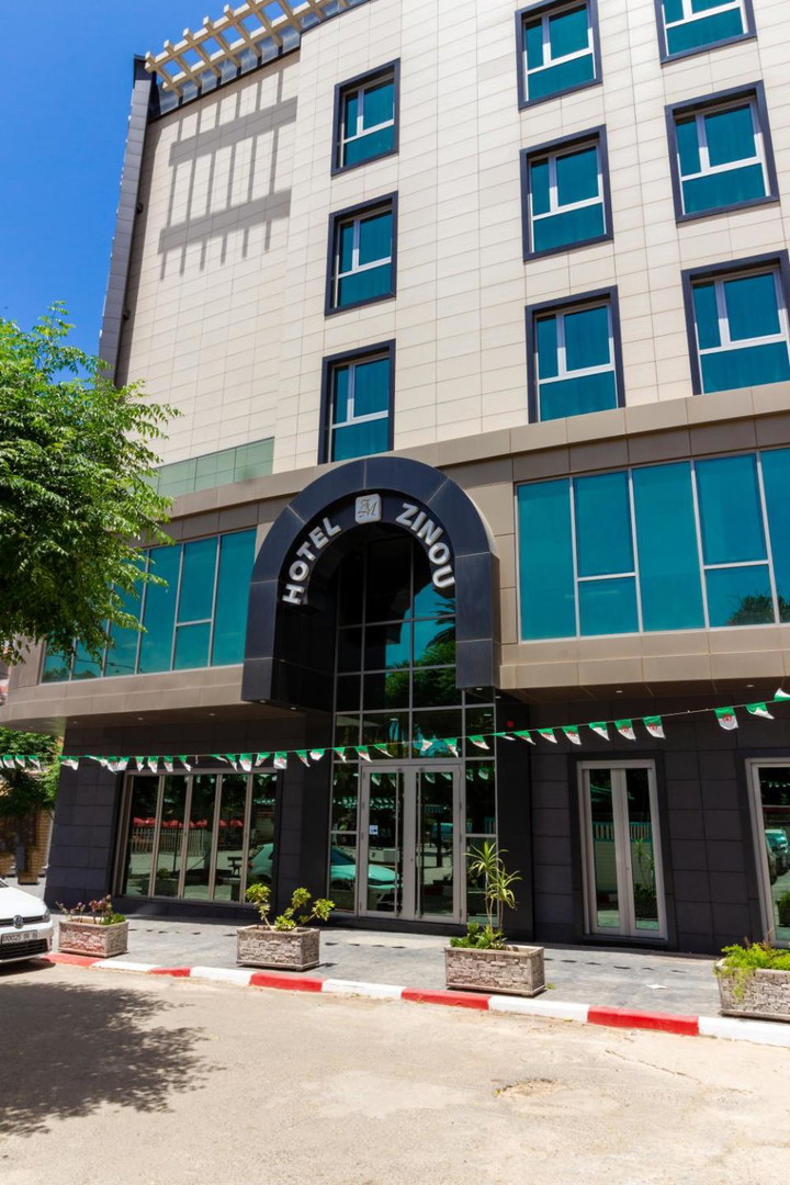 Hôtel Zinou Zm - Argelia