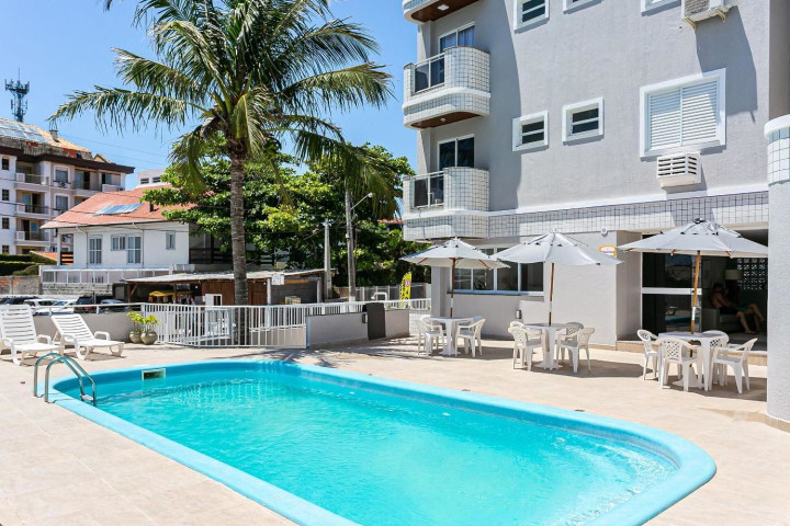 Prédio Com Apartamentos Completos, Com Piscina E A Passos Da Praia - Agua Marinha - Florianópolis
