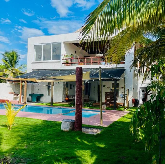 Casa Shanti, Villa En La Playa - Guatemala