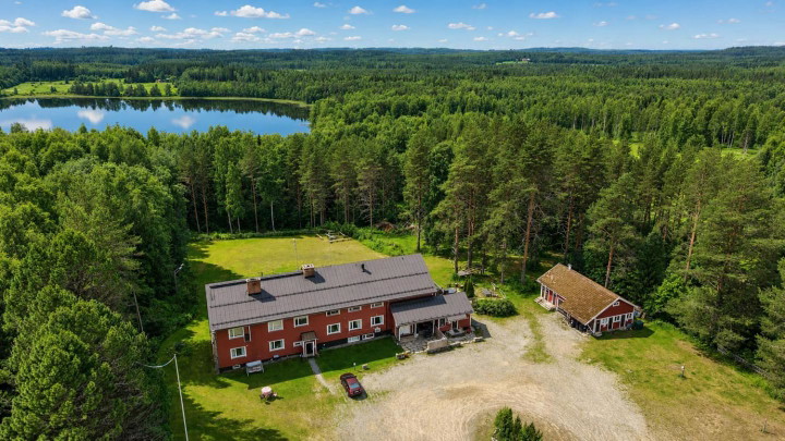 Old School 350m2, 29 Pers, 9br, 2xsauna, 2xhottub, Gym - Kuopio