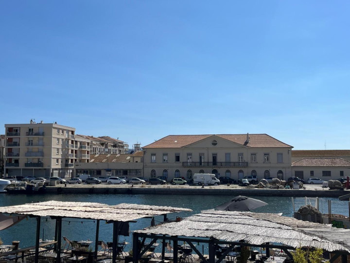 L'appartement Sur Quai - En Face De La Criée - Hérault