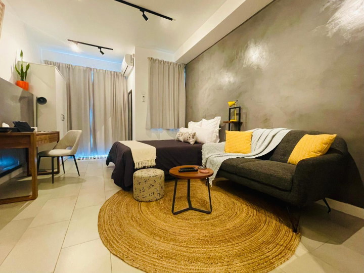 Studio 213 - Ebene Square - Port Louis
