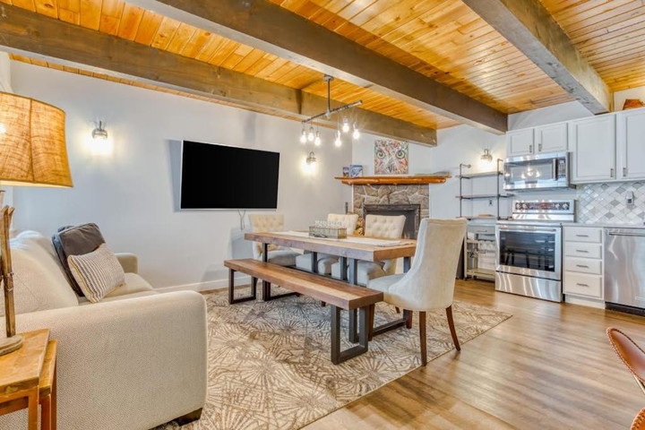 Serene Condo With Skiing Fireplace Mountainview & Washer&dryer - Mount Hood