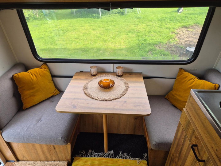 Aurora Caravan Cozy Nordic Glamping Experience - Rovaniemi