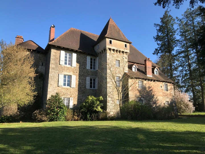 Chateau De Grand Bonnefont - Puy du Fou