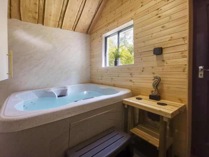 Woodlands Family Retreat Windermere With Hot Tub And Sauna - Ridgestone - Windermere