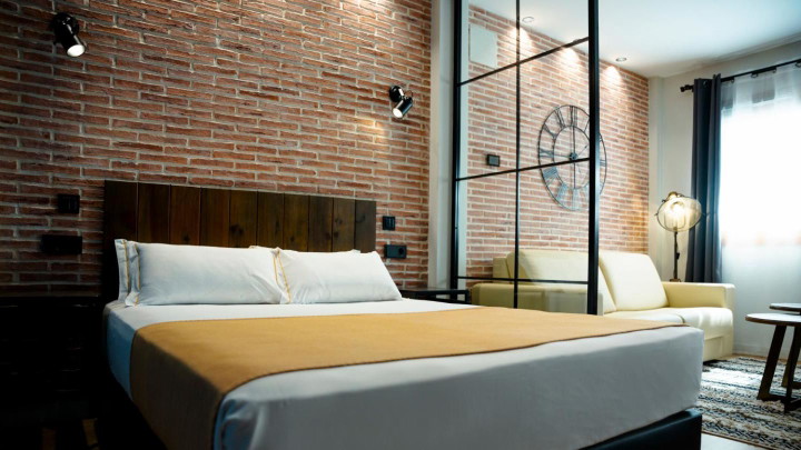 Aparthotel Luz De Gades - Suites Spa Gym - Adults Only - Andalusia