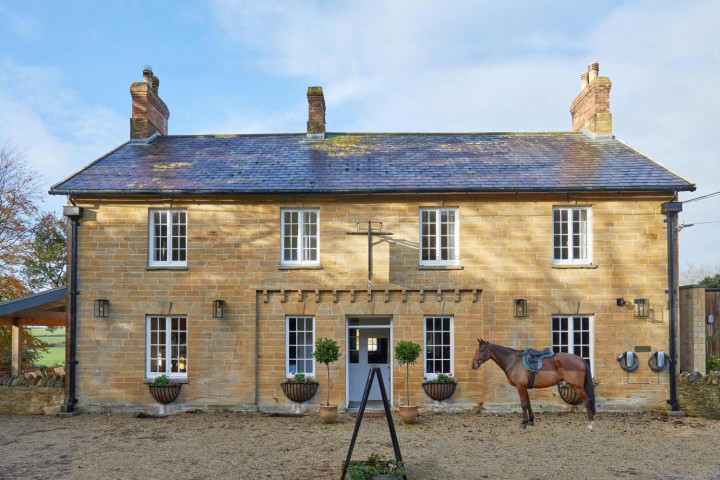 The Queens Arms - Sherborne