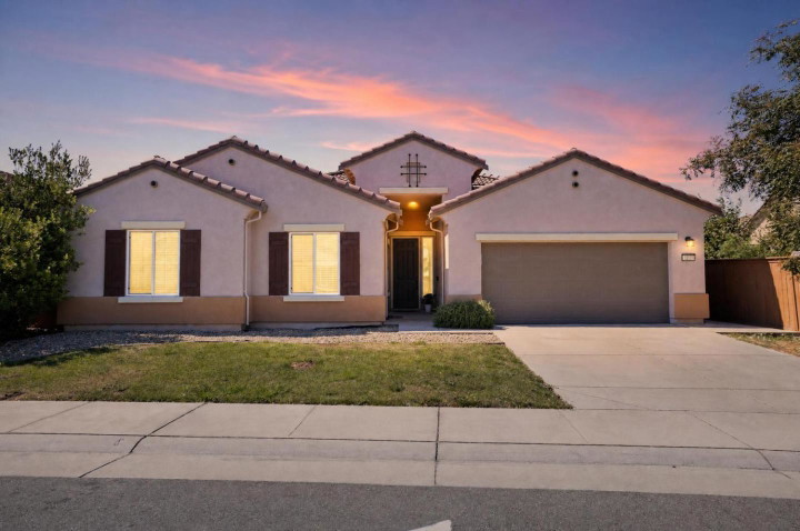 Elk Cove • Couple's Basecamp Home - Elk Grove, CA
