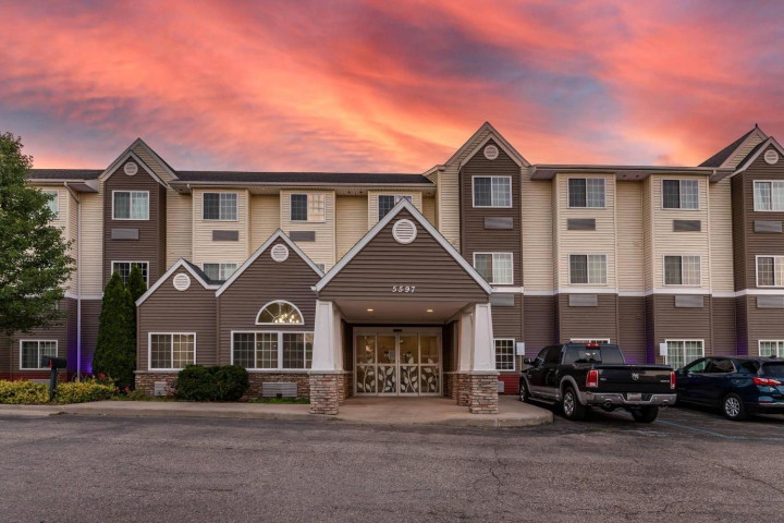 Sleep Inn & Suites Kalamazoo Southwest - Portage, MI