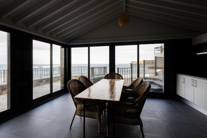 Guestready - Beachfront Retreat In Porto Formoso - Furnas