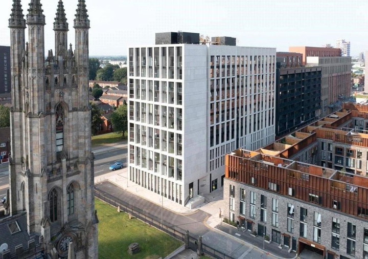Central Manchester Duplex - Balcony - Roof Terrace - Parking - Piccadilly Station - Manchester
