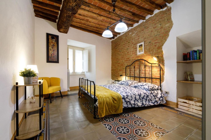 Guesthost - Castellare Degli Ugurgieri Central Apt - Siena