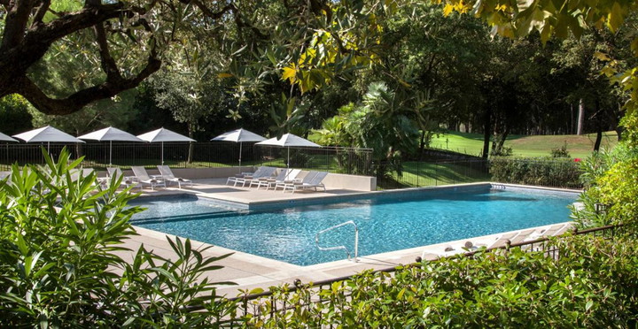 Hôtel Résidence Les Mas Du Grand Vallon - French Riviera