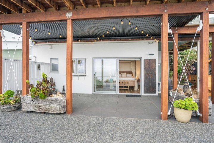St Clair Dawn Oasis - Ocean Views And Private Sauna - Dunedin
