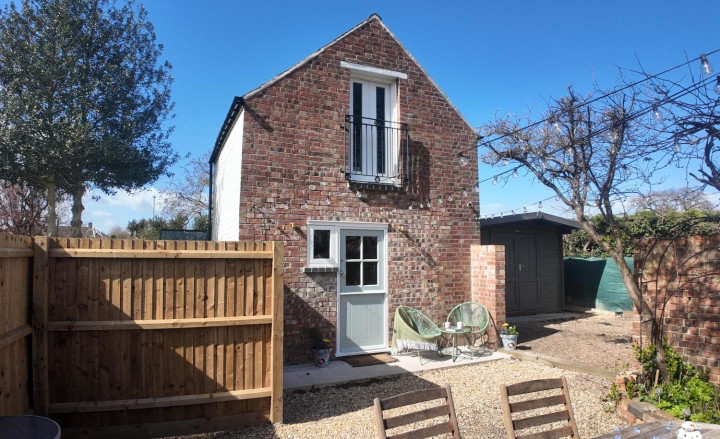 The Coach House - Bourne