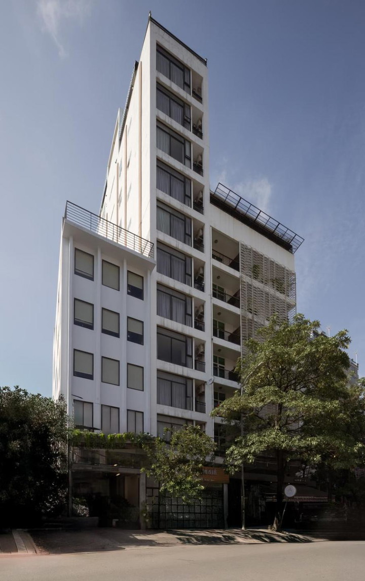 Wh Bassac Residence - Phnom Penh
