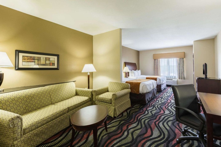 Comfort Suites Beaumont I-10 - Beaumont, TX