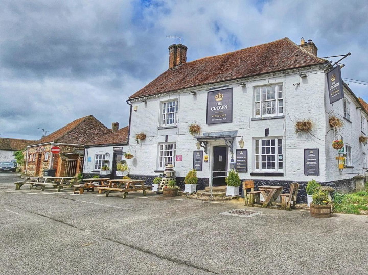 The Crown Aldbourne - Swindon