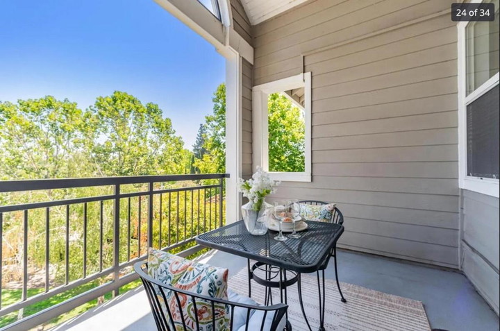 Contemporary One Big Bedroom In The Palo Alto Area, Close To Stanford, Ca, A Nice & Relaxing Place - Palo Alto, CA