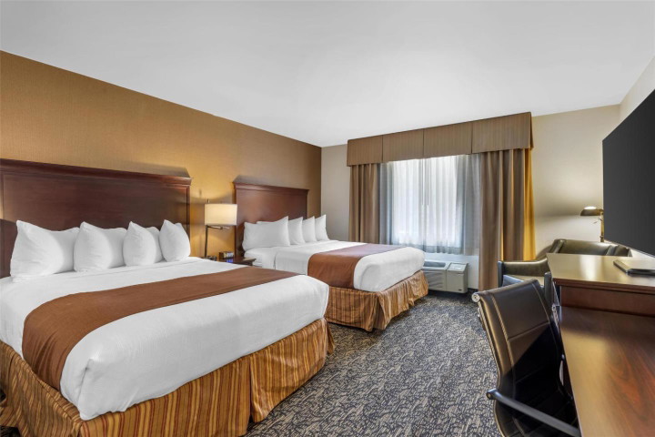 Best Western Plus Truckee-tahoe Hotel - Truckee, CA
