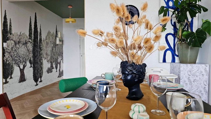 Unobstructed View Parking Metro Nearby 8 Guests - Paris