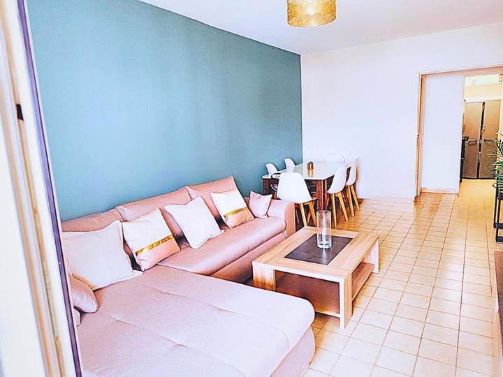 Idyllic Stay, 15 Minutes From Avignon, 1-bedroom Apartment , Terrace - Sorgues