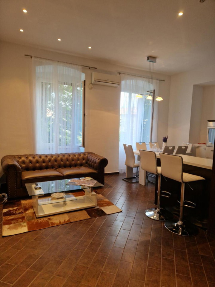 Queen Of The Stay - Apartment Lili - Rijeka