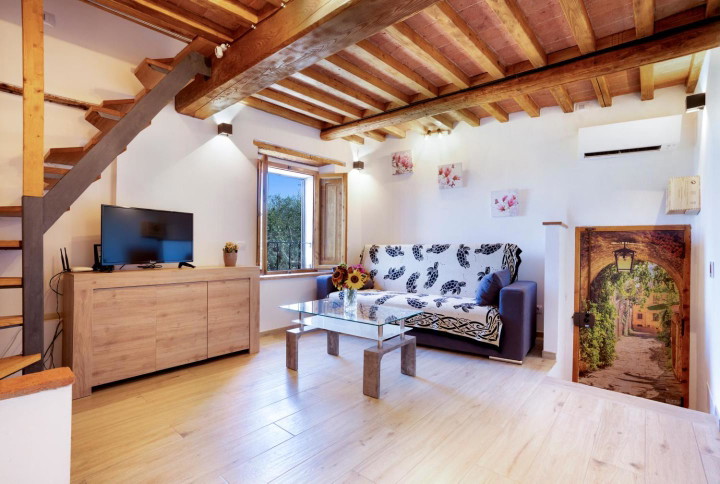 Tower House With Emotional Shower - Monteriggioni