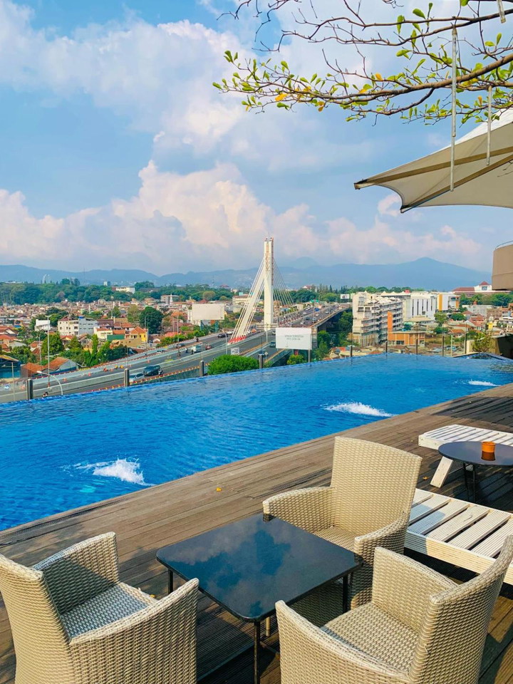 Grandia Hotel - Bandung