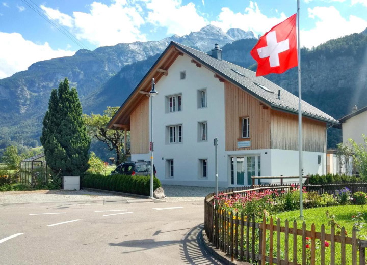 Mountain-panorama - Meiringen