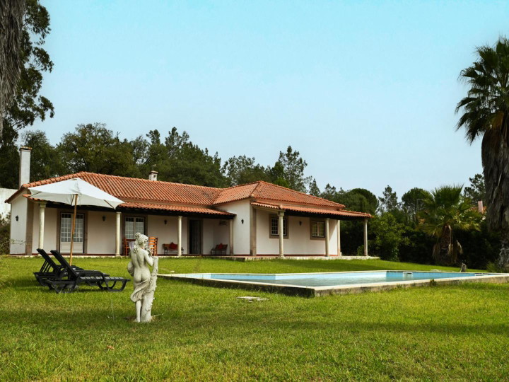 Fantástica Casa De Campo Com Piscina Perto De Lisboa - Santarém