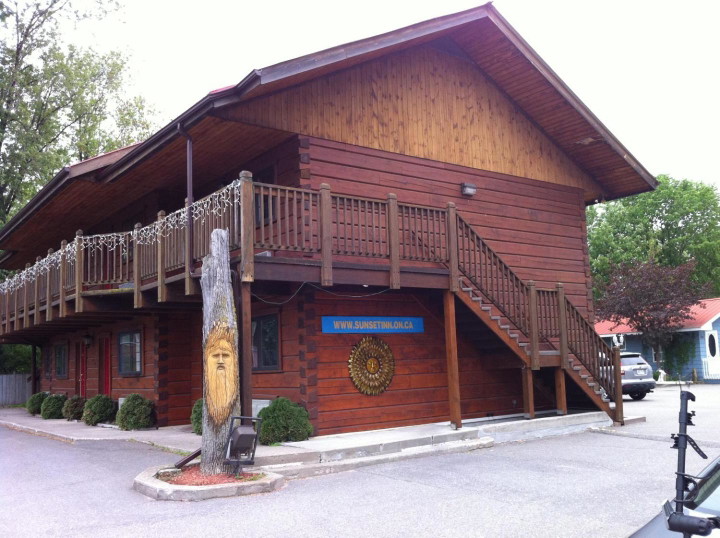 Sunset Inn - North Bay