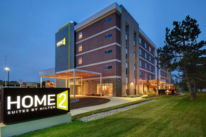 Home2 Suites By Hilton Troy - Bloomfield Hills, MI