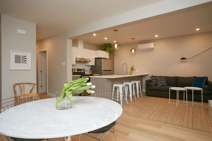 Little Italy - Montreal Contemporary Apartment - Dorval