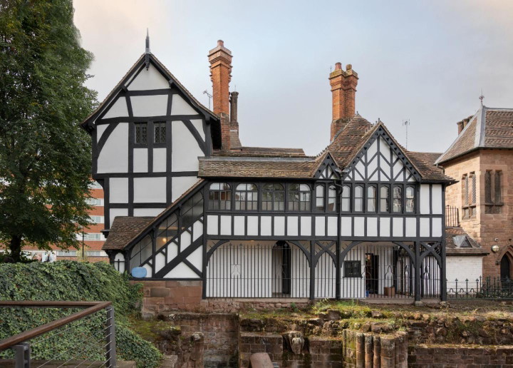 Priory Row Cottages - Coventry