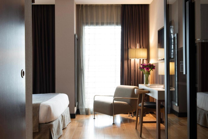 Hotel Villa Emilia - Sant Adrià de Besòs
